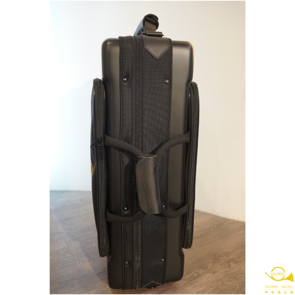 Sigfrid Fiberglass Quad Trumpet Case 齊格飛玻璃纖維四支小號號箱 – 齊格飛音樂