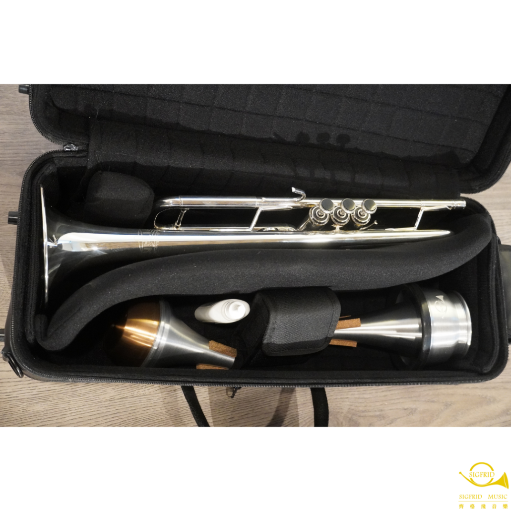 Sigfrid Fiberglass Double Trumpet Case 齊格飛玻璃纖維雙支小號號箱 – 齊格飛音樂